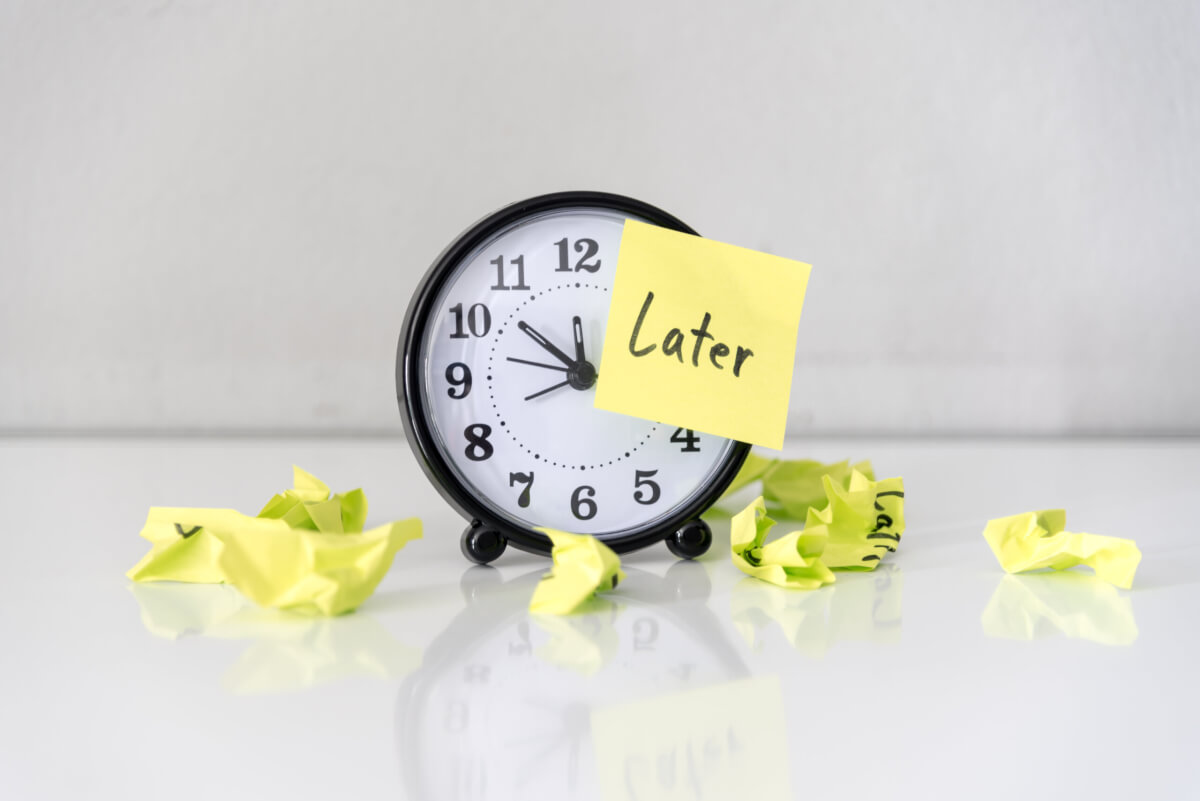 Bored already? 'Procrastination o’clock' hits at noon on Mondays!