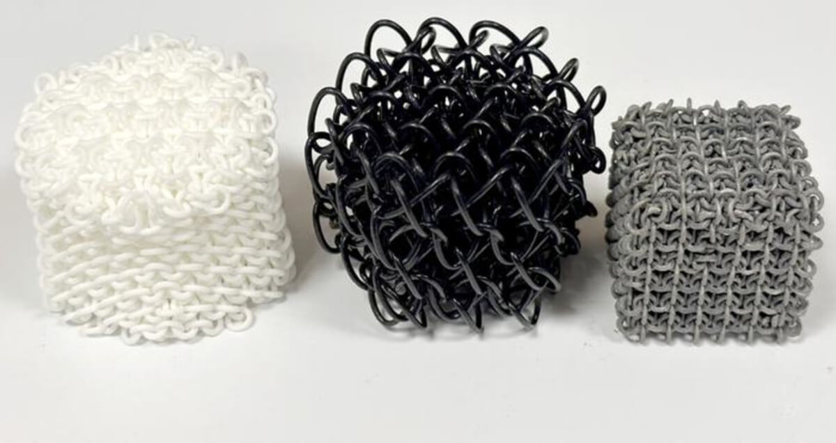 New chain mail-inspired material morphs between liquid and solid states